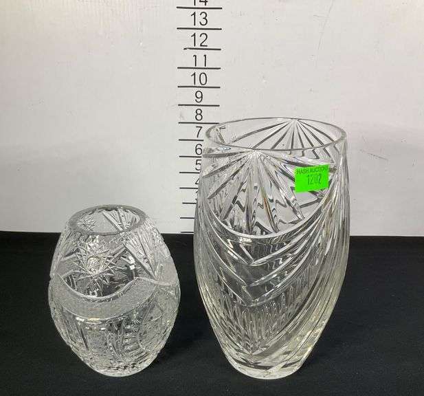 Pair of Crystal Vases with Geometric and Starburst Designs - Hash Auctions