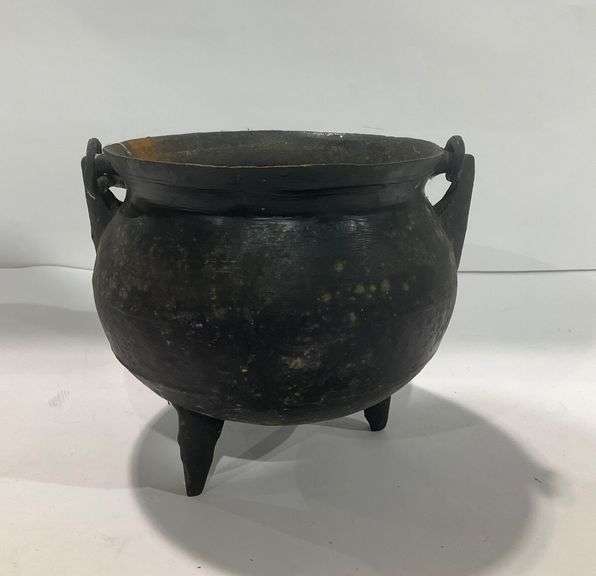Cast Iron Cauldron with Handle and Tripod Base - Hash Auctions