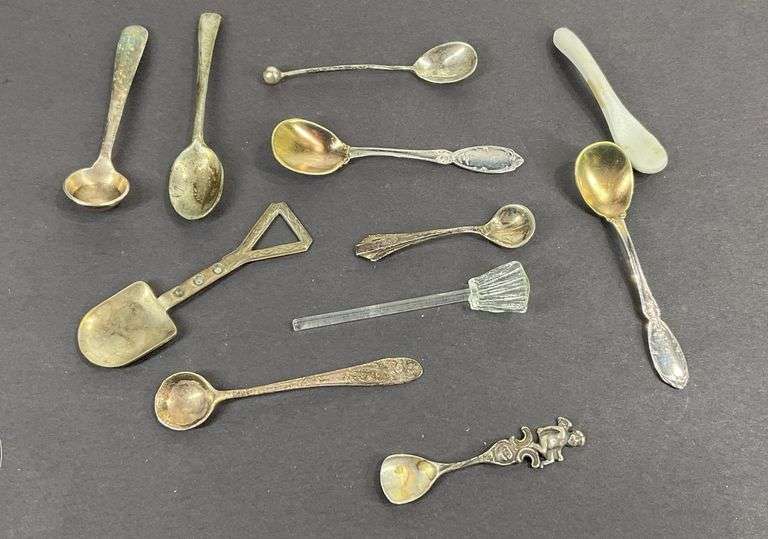 11 Miniature spoons, a few are sterling - Hash Auctions