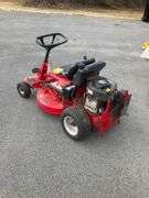 Snapper Hi-Vac 28-Inch Riding Lawn Mower with Briggs & Stratton 10 HP ...