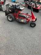 Snapper Hi-Vac 28-Inch Riding Lawn Mower with Briggs & Stratton 10 HP ...