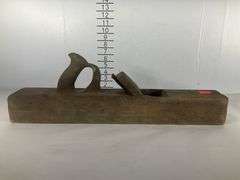 Handheld Carpenter’s Plane with Curved Handle - Hash Auctions