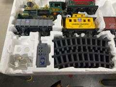 EZTEC Coastal Express G-Gauge Train Set with Tracks and Remote Control ...