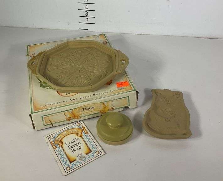 Brown Bag Cookie Art Baking Set with Cat Mold, Heart Press, and ...