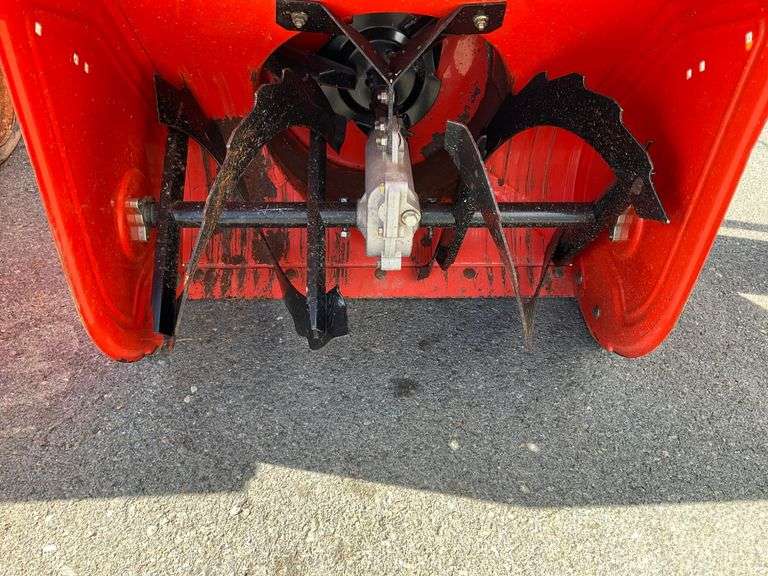 Ariens 824E Snow Blower with Tecumseh Engine - Hash Auctions