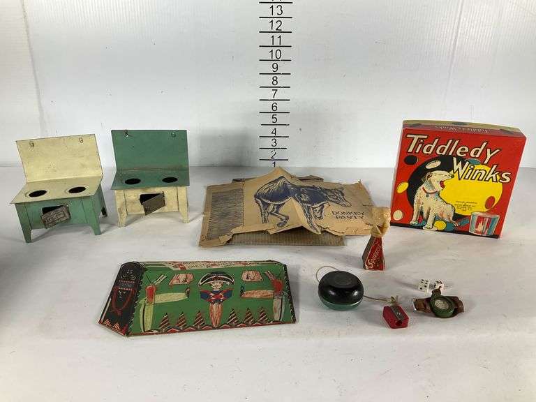 Assorted Vintage Children’s Toys, Games, and Miniature Items - Hash ...