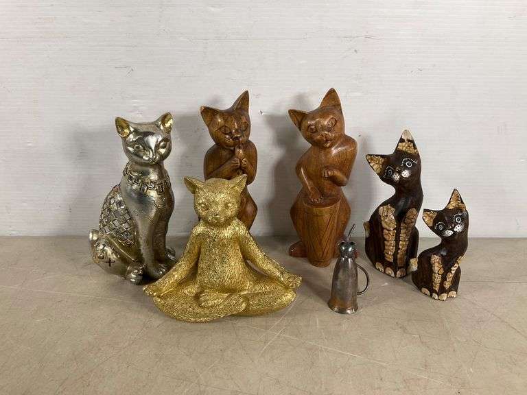 Assorted Cat Figurines in Various Materials and Styles - Hash Auctions
