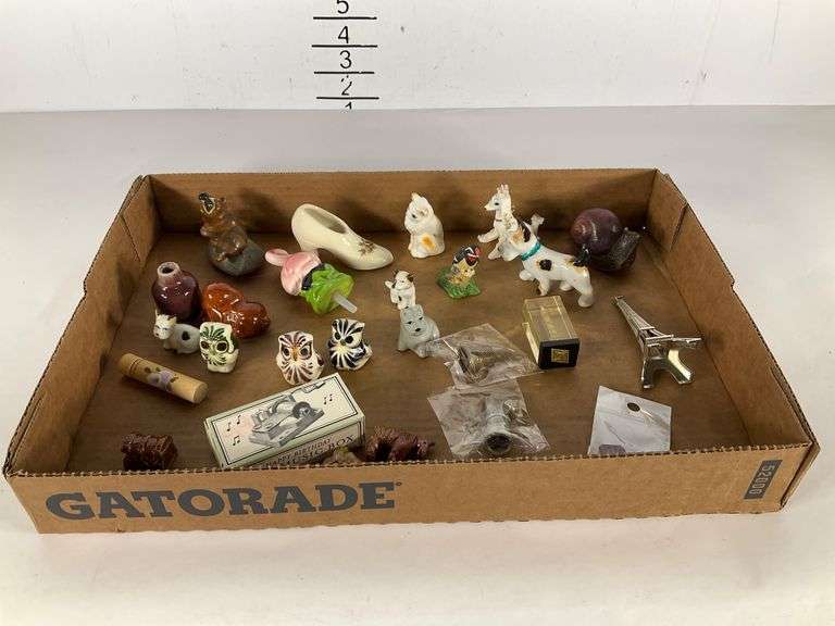 Assorted Collectible Figurines, Miniatures, and Keepsakes - Hash Auctions