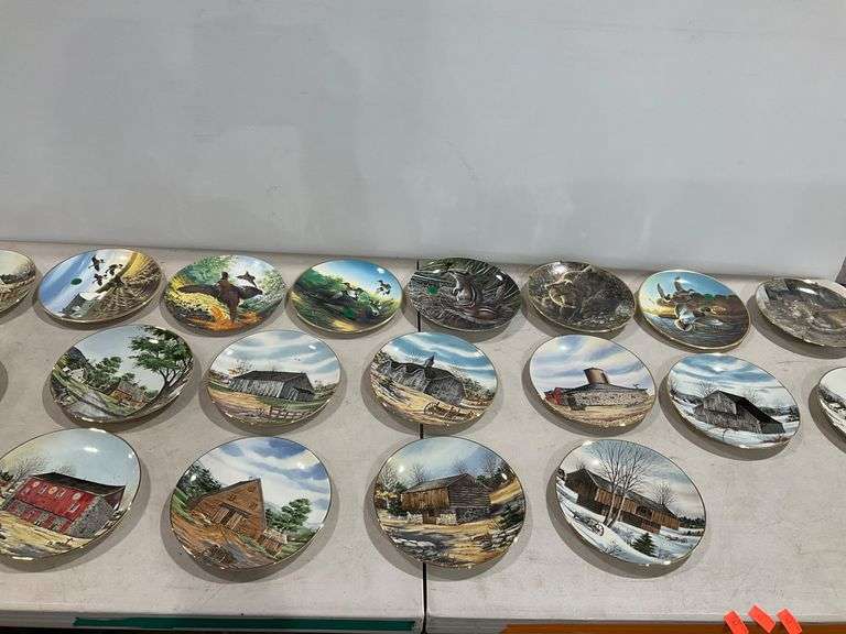 Collection of Collector Plates - Hash Auctions