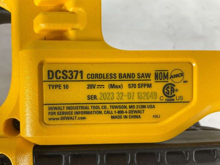 Dewalt DCS371 20V Cordless Band Saw - Hash Auctions