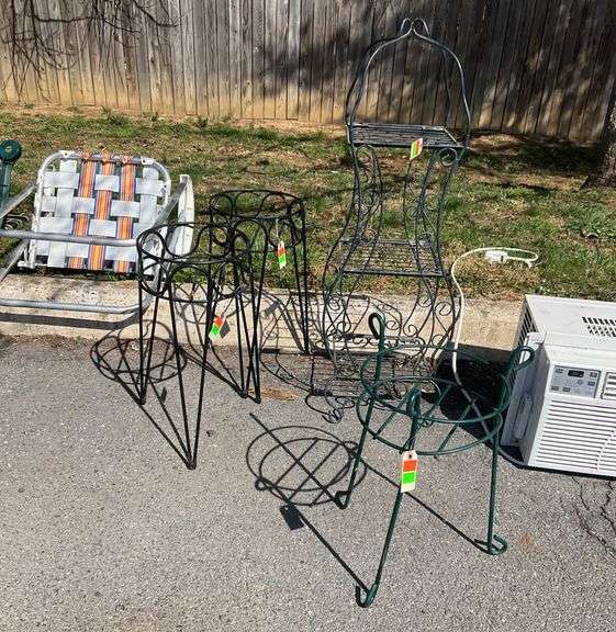 Three-Tier Wire Plant Stand Set with Heights of 18, 21, and 40 Inches ...