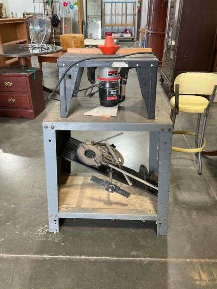 Craftsman 1-1/2 HP Router with Metal Stand and Accessories - Hash Auctions