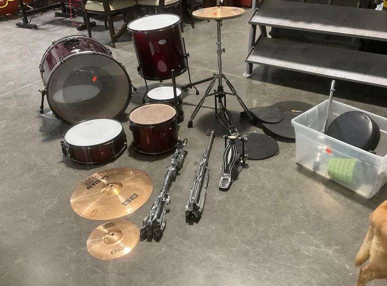 Pearl SoundCheck Series Red Drum Kit with Sabian B8 Cymbals and ...