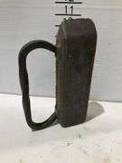 Cast Iron Handheld Iron press with Handle - Hash Auctions