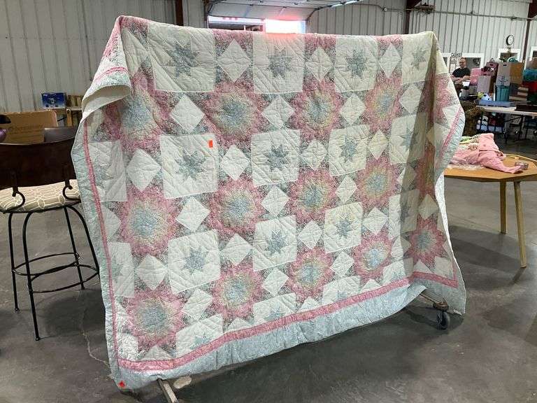 Patchwork Quilt with Pastel Floral and Starburst Pattern, Approx. 94×80 ...
