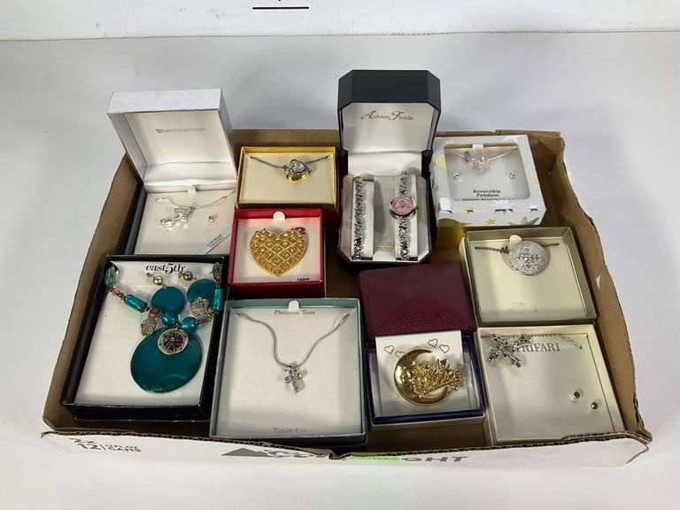 Lot of Assorted Jewelry Including Necklaces, Bracelets, Brooches, and ...