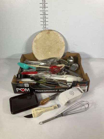 Assorted Kitchen Utensils with Stok Pizza Stone and Pampered Chef ...