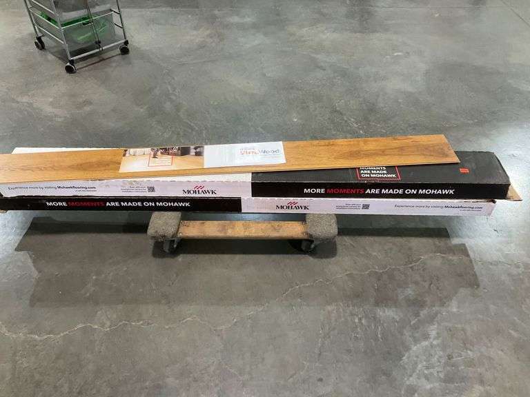 Mohawk UltraWood High Desert Hickory Engineered Hardwood Flooring ...