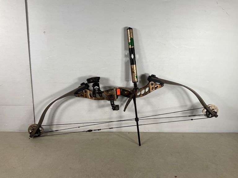 Hoyt Carbonite XL Compound Bow, 41-Inch Length - Hash Auctions
