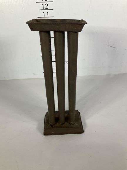 Metal Six-Slot Candle Mold - Hash Auctions