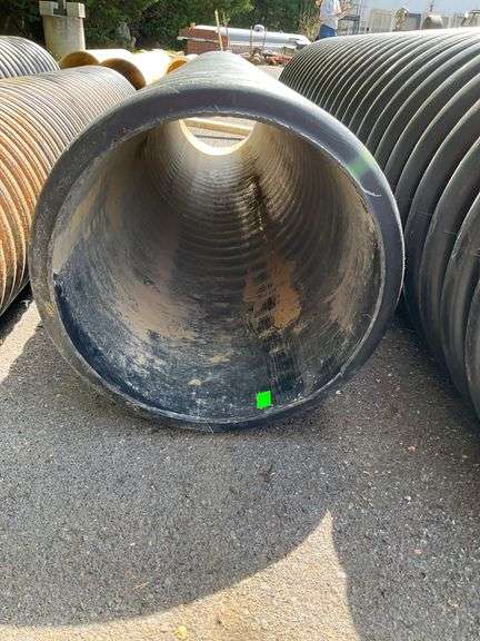 6ft 11in Corrugated Black Drain Pipe - Hash Auctions