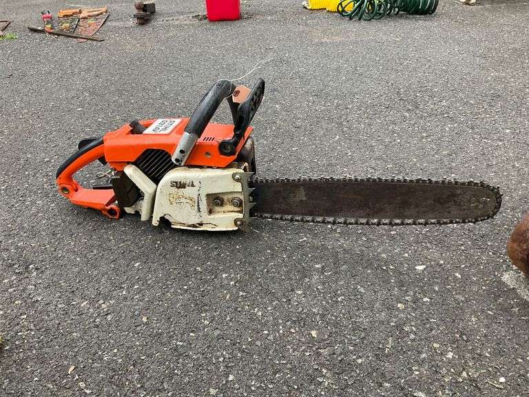 Stihl 031 AV Chainsaw with 16-Inch Bar and Non-Retracting Pull Cord ...