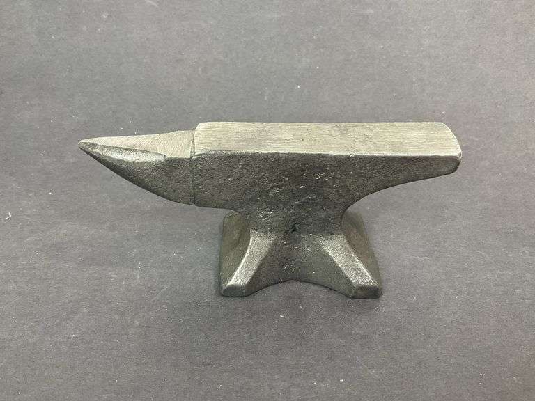 Mini anvil 4in long 1.5in high, Endless Caverns New Market, VA - Hash ...
