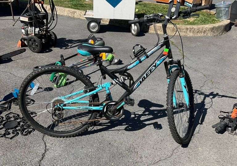 Huffy Trail Runner 18-Speed Dual-Suspension Bicycle in Black and Teal ...