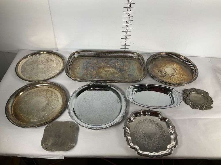 Assorted Serving Trays and Decorative Plates - Hash Auctions
