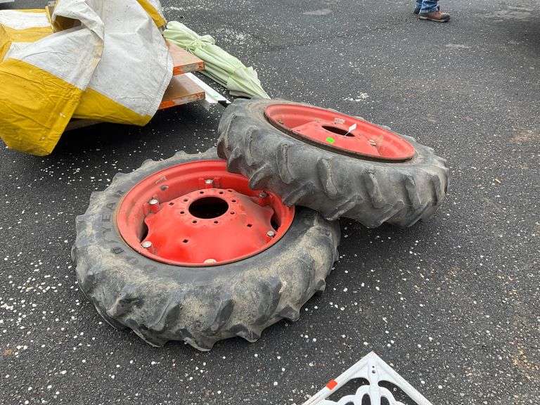 Pair of 2016 Kubota 7060 Front Wheels with Goodyear 9.5-24 Tractor ...
