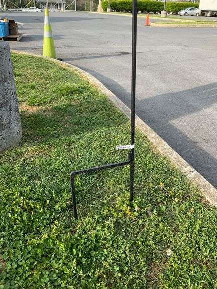 90-Inch Shepherd Hook With Ground Stake - Hash Auctions