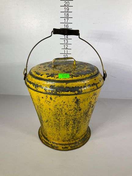 Yellow Metal Pail with Lid and Handle - Hash Auctions