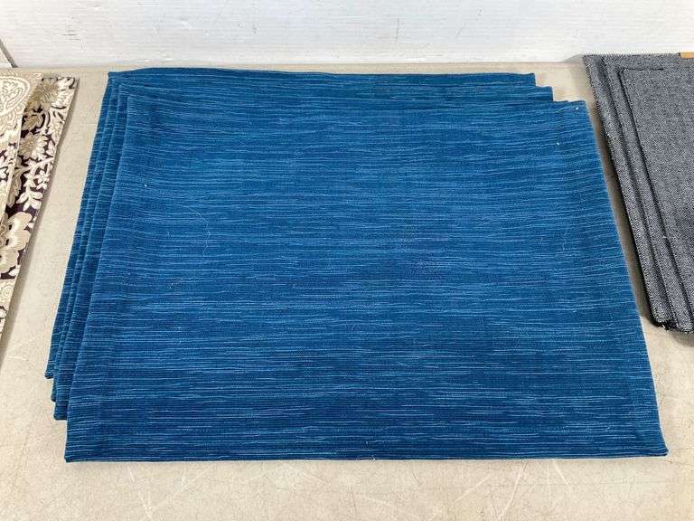 Assorted Table Linens Including Williams Sonoma and Other Brands - Hash ...