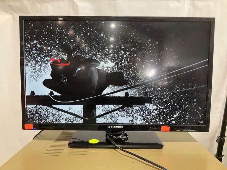 Element ELEFW328B 32-Inch TV With Power Cable - Hash Auctions