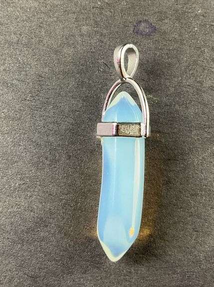 Opal hexagonal crystal silvertone pendant - Hash Auctions