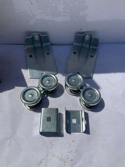 Set of Metal Brackets and Wheels for Mounting Applications - Hash Auctions