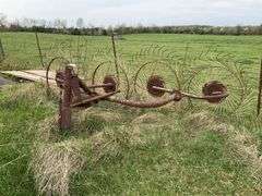 4-wheel Hay Rake. 3-point Hitch type. - Hash Auctions