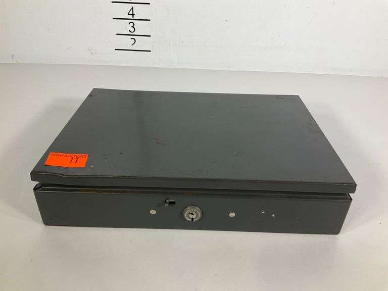 Metal Cash Box with Compartments and Locking Mechanism - Hash Auctions