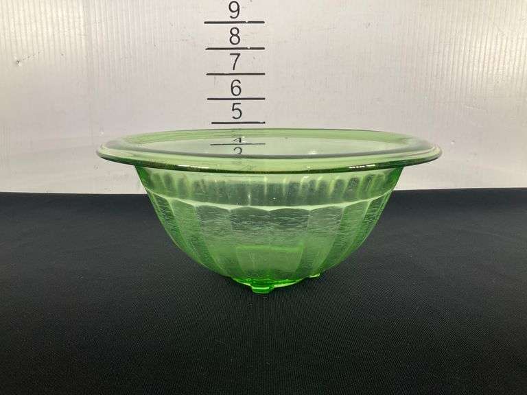 Green Glass Bowl with Ribbed Pattern and Flared Rim - Hash Auctions