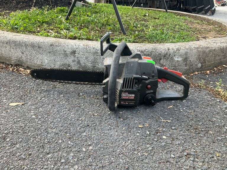 Sears Craftsman Gas-Operated Chain Saw with 14-Inch Bar - Hash Auctions