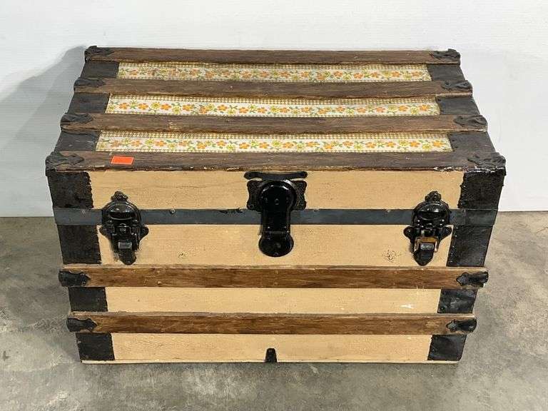 Vintage Storage Trunk with Floral Accents and Metal Hardware - Hash ...