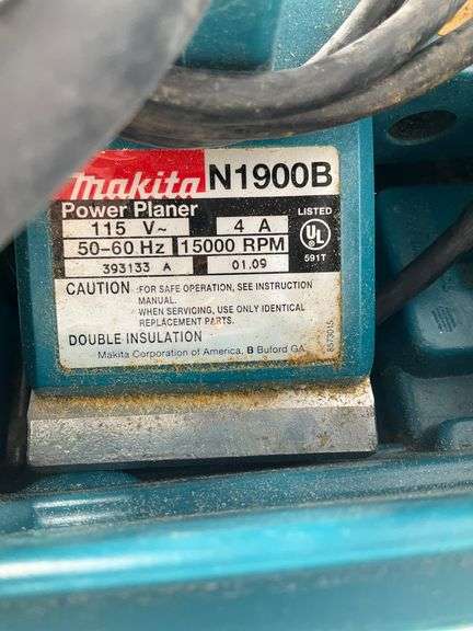 Makita N1900B Power Planer with Hard Plastic Carrying Case - Hash Auctions