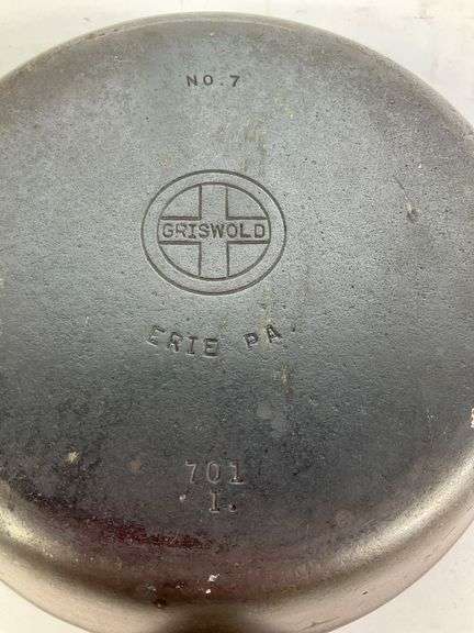 Griswold No. 7 Cast Iron Skillet, Erie PA - Hash Auctions