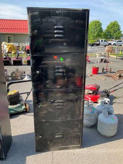 Four-Tier Metal Locker Unit, 72”Hx26”Lx14”W - Hash Auctions