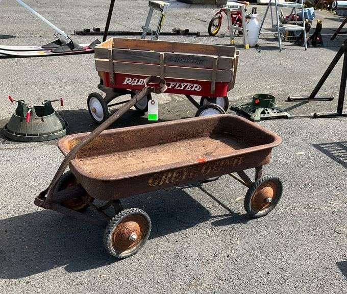 Rust-I Wagon with Four Wheels and Handle - Hash Auctions