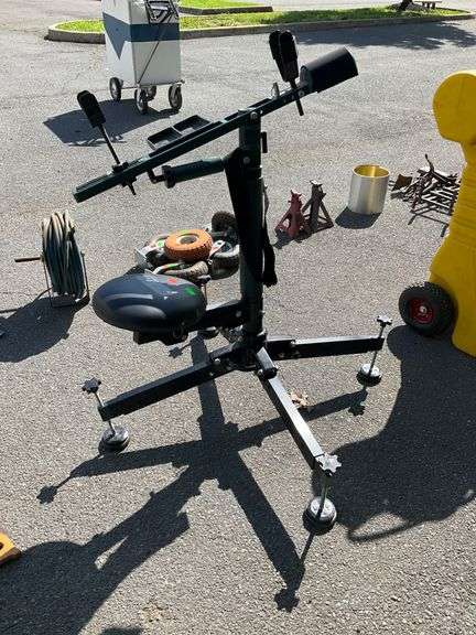 RCBS Shooting and Reloading Bench Rest with Adjustable Seat - Hash Auctions