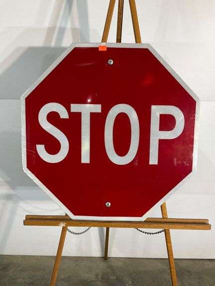 30-Inch Reflective Aluminum Stop Sign - Hash Auctions