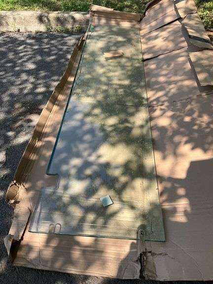 Rectangular Glass Panel, 80”L x 18”W - Hash Auctions
