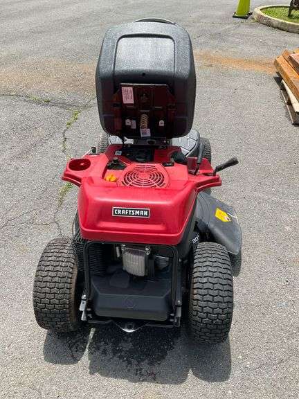 Craftsman R1000 Riding Lawn Mower with 30-Inch Cutting Deck - Hash Auctions