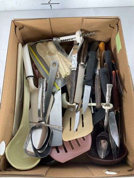 Box Lot of Kitchen Utensils and Knives - Hash Auctions